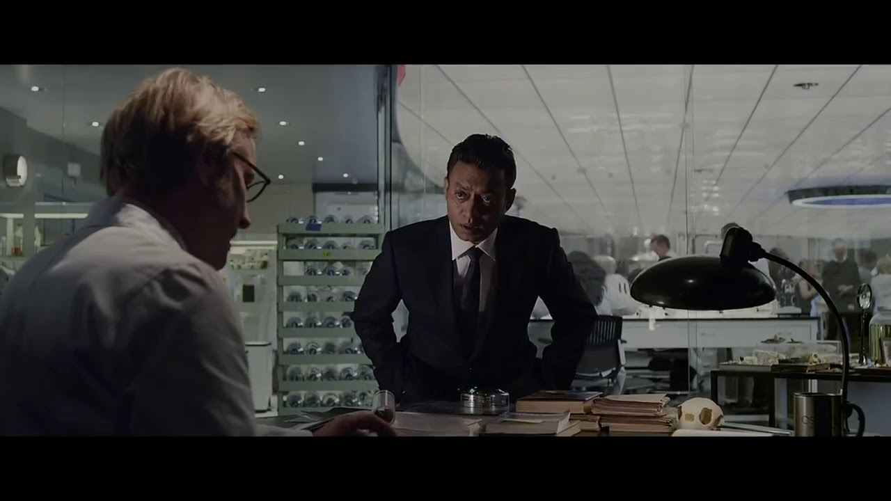 Spider Bites Peter Parker-Lab Scene-The Amazing Spider Man (2012) Movie ...