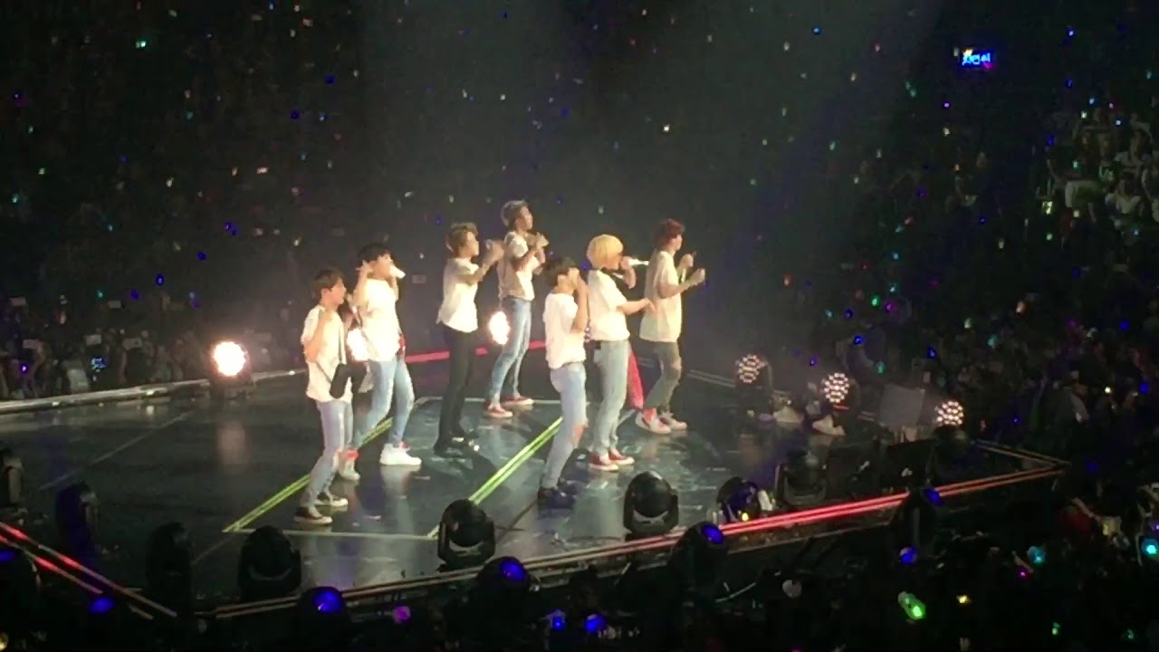 BTS - Anpanman LIVE - YouTube