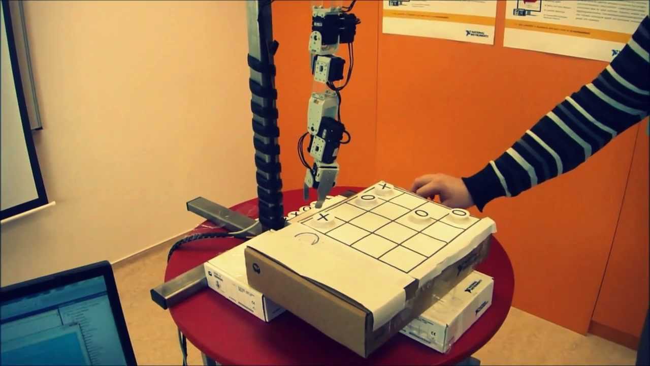 Tic tac toe with robotic arm - YouTube