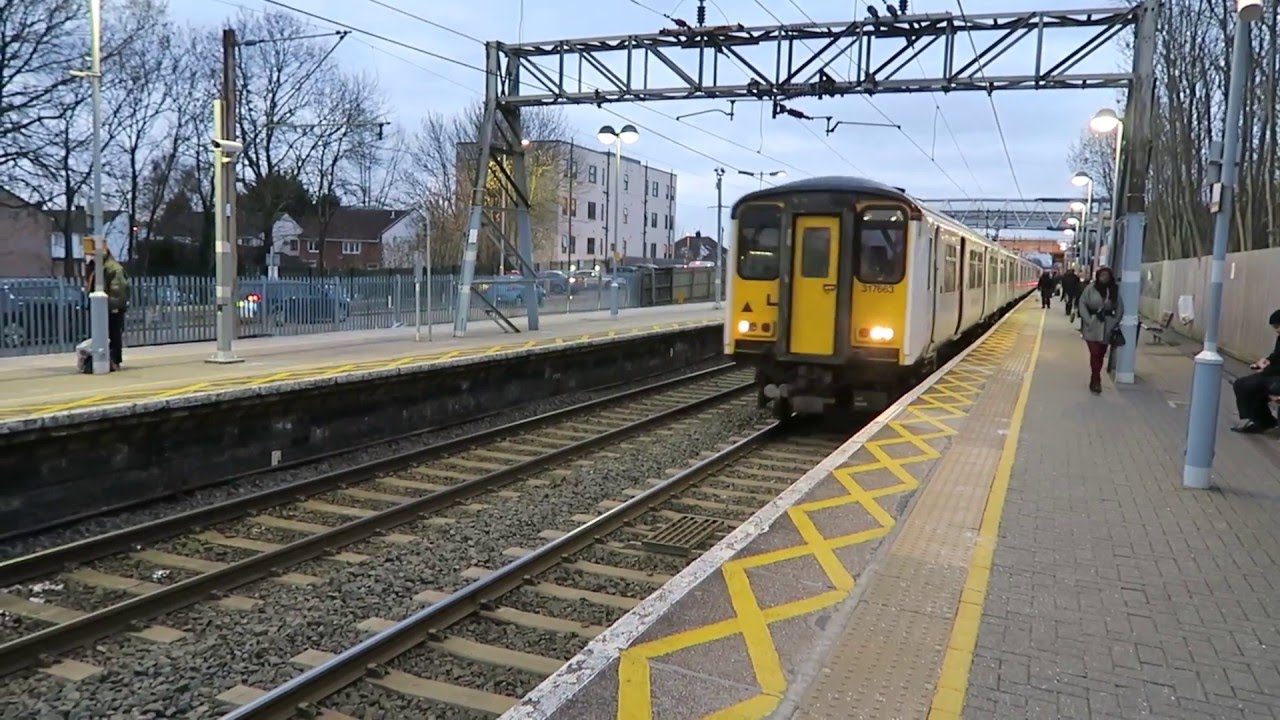Trains And Announcements At Cheshunt 7 March 2016 - YouTube