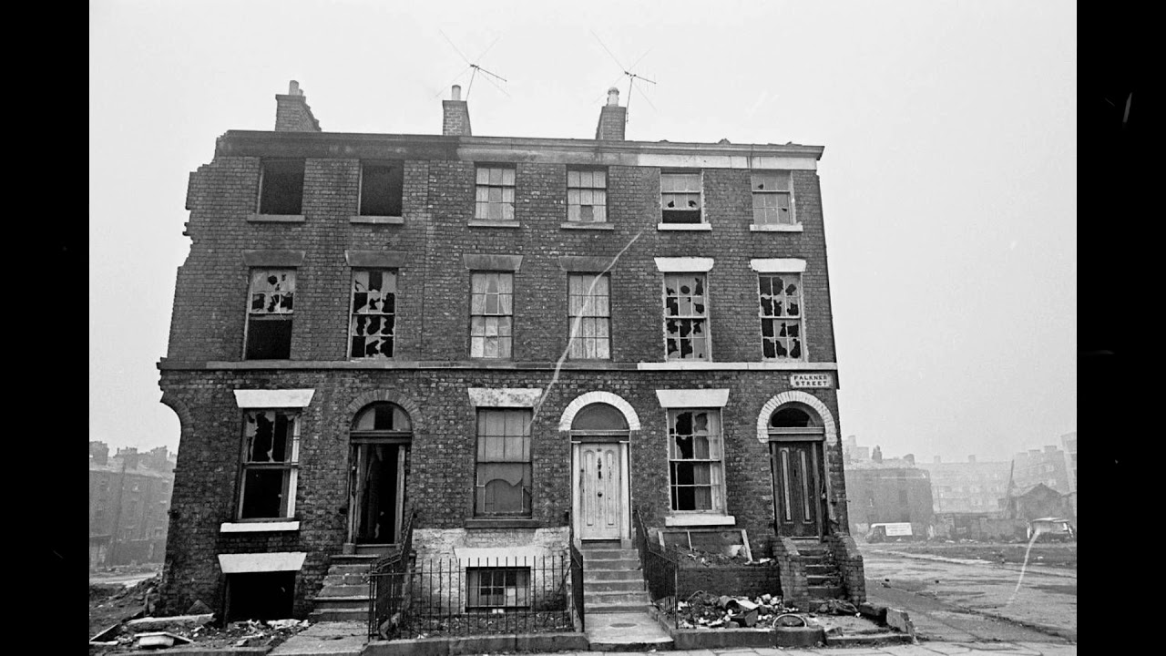 #Liverpool Old Slums #ThroughTheYears - YouTube