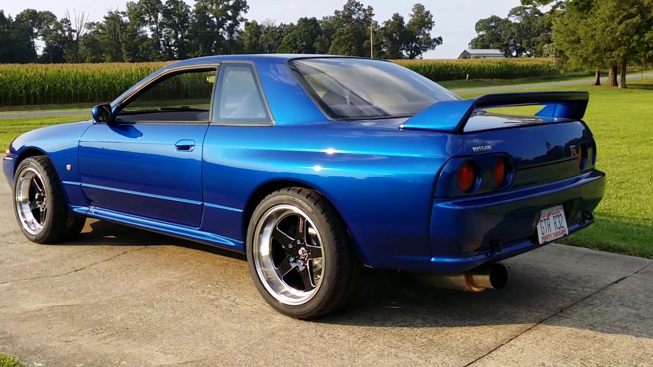 R32 Skyline Gtr 18x10 w/285 tires test fit #2 - YouTube