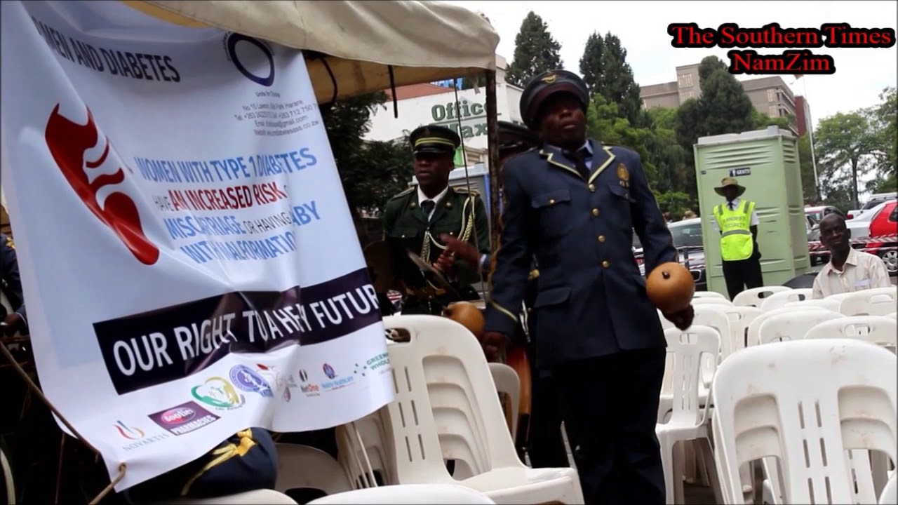 A unique way of playing Hosho - YouTube