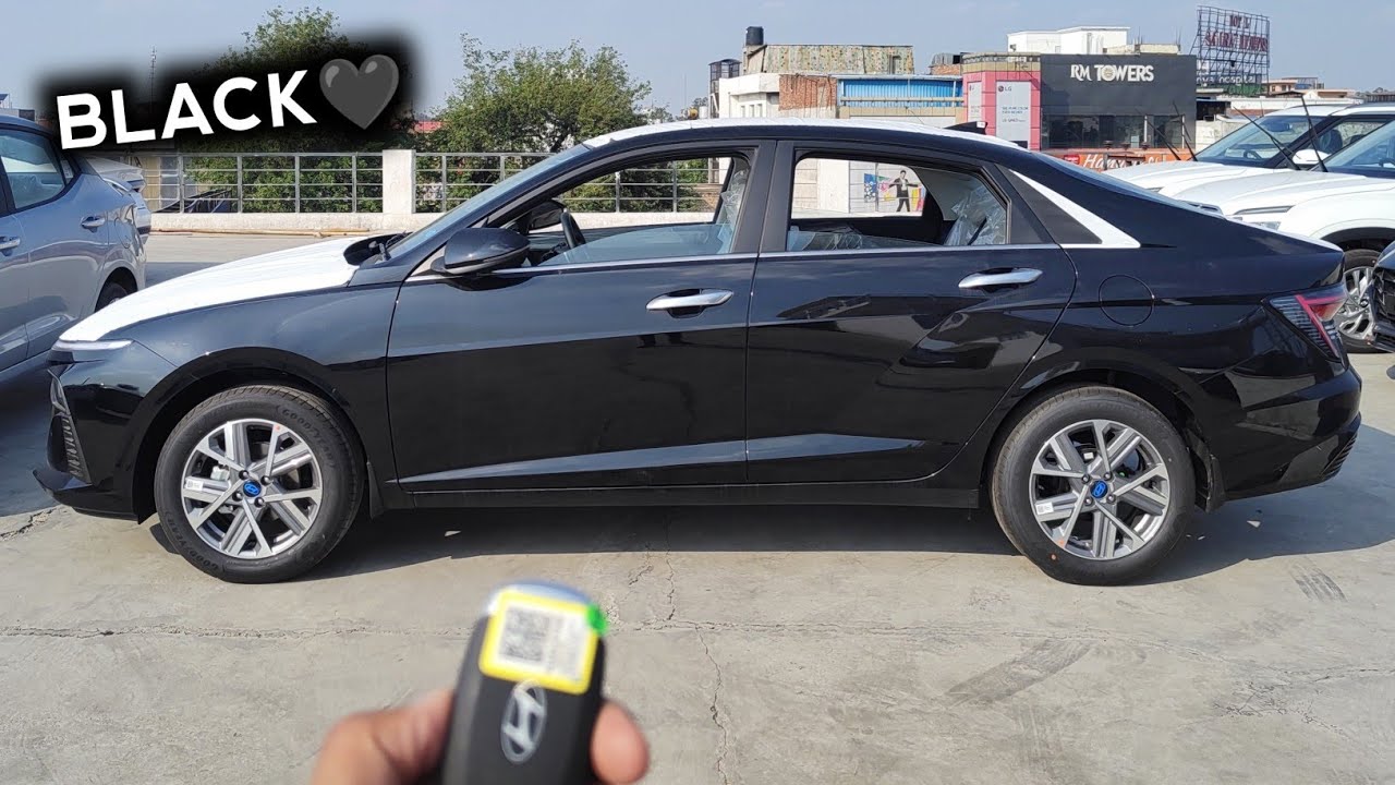 Black🖤 2023 Hyundai Verna SX IVT - YouTube