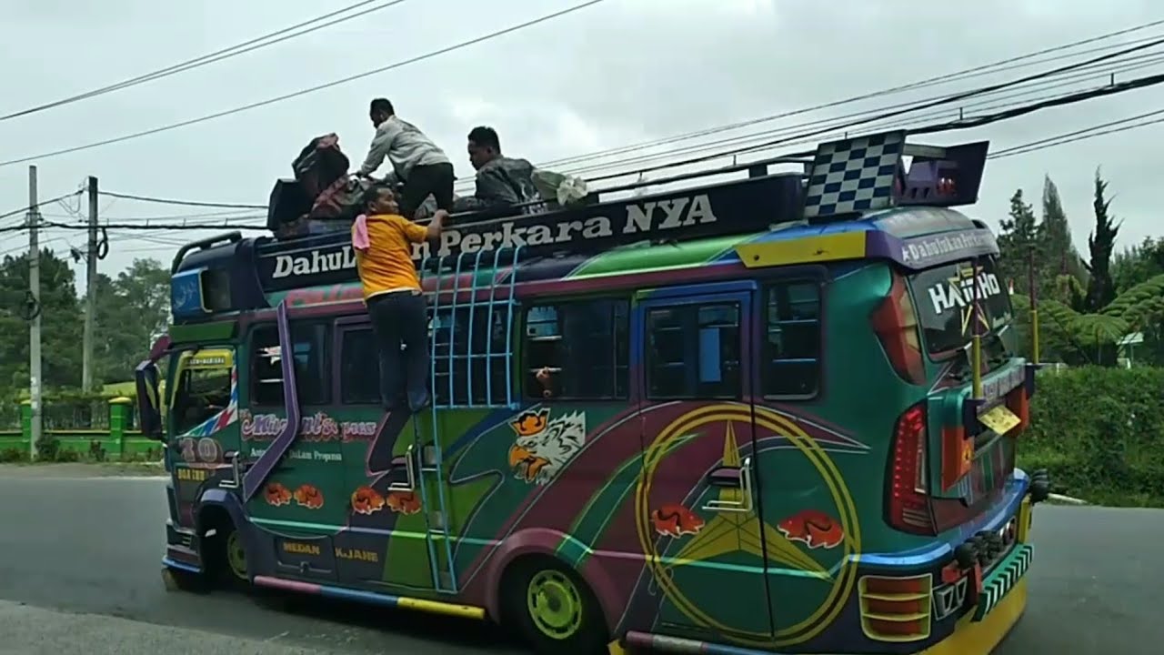 Driver Bus Gunung Berastagi Karo Keren Habis Baah - YouTube