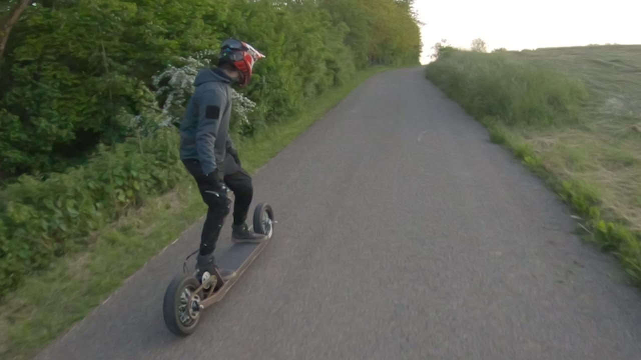 I tried to build the fastest Speedboard - YouTube