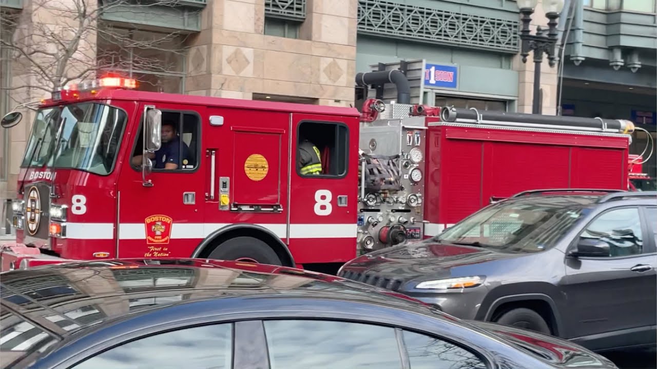 Boston Fire | Engine 8, Ladder 1, and District Car 3 responding - YouTube