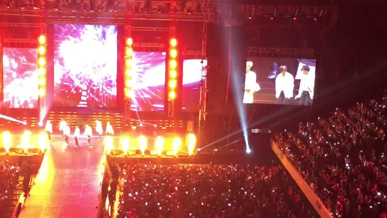 BTS Live On Stage Epilogue in Manila 160730 - FIRE - YouTube