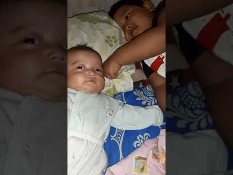 Adek ada ewenya , ewe itu bahasa manado