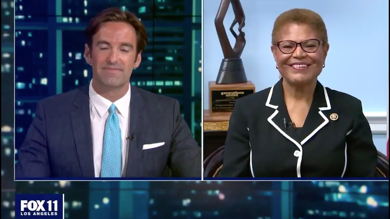 Rep. Bass on Congressman John Lewis' Mentorship and Guidance - YouTube