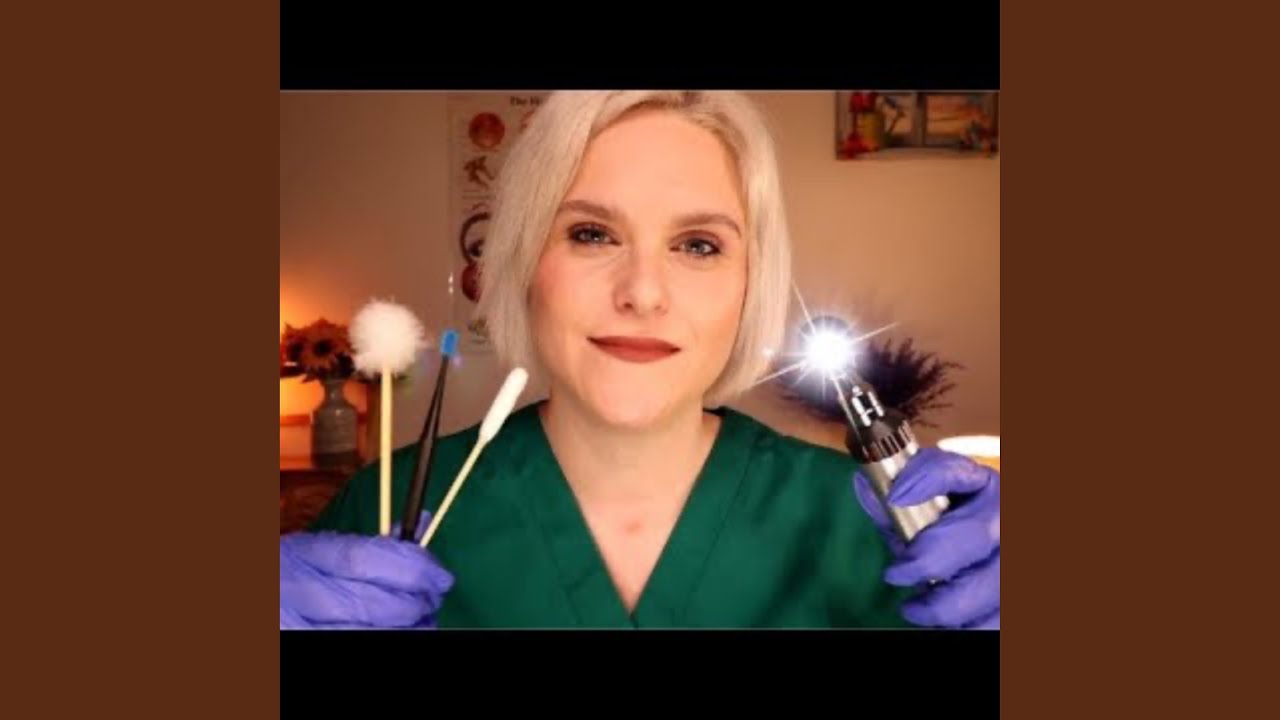 Scraping Out The Rest Of The Inner Wax From Left Ear - YouTube