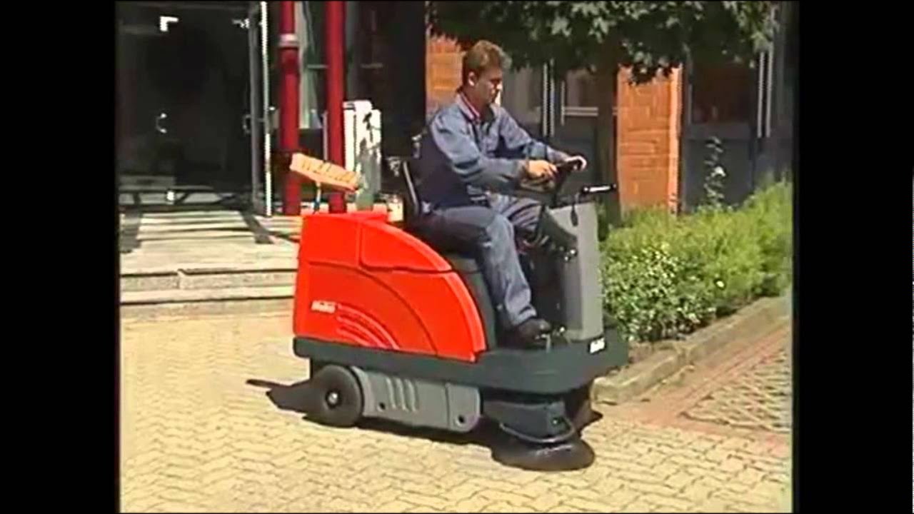 Xe quét rác công nghiệp Hako Sweepmaster B900R - Cty Việt Hà 0918064004 ...