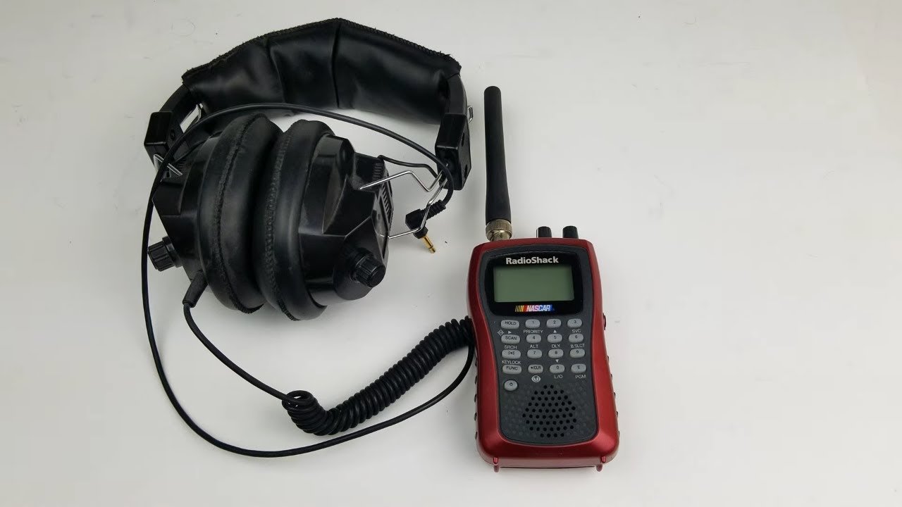 Radio Shack 20-516 PRO-84 NASCAR 200 Channel Race Scanner Headphones ...