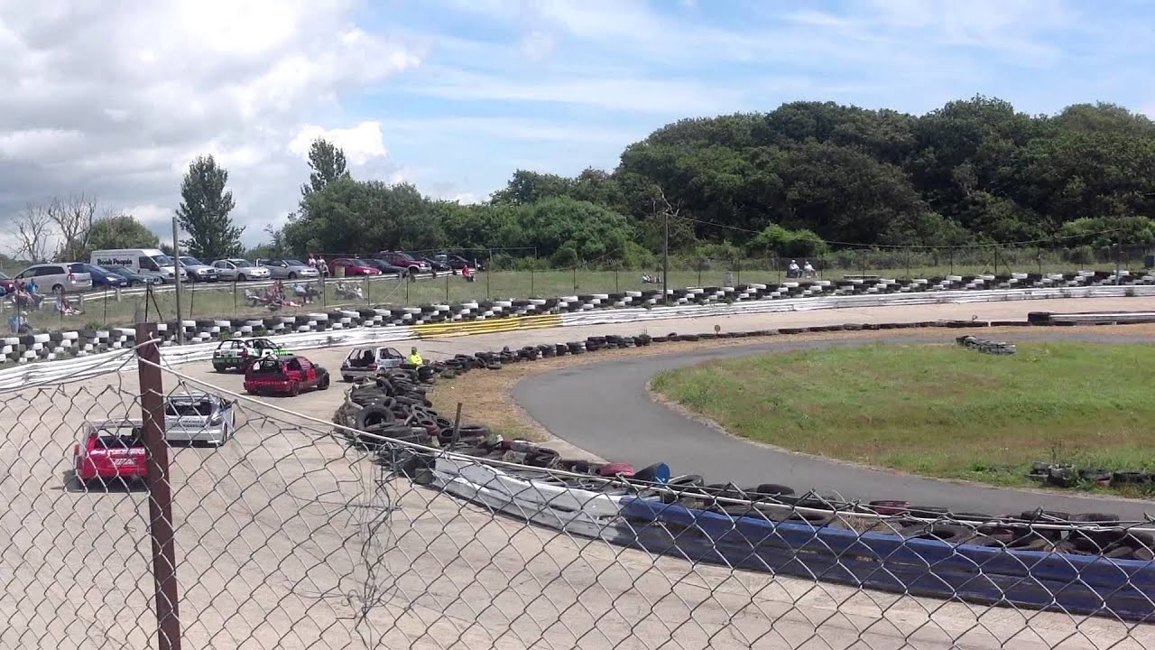 Charlie Sayers 2 Litre Hot Rods Race 1 (trackside) Angmering Raceway 13 ...