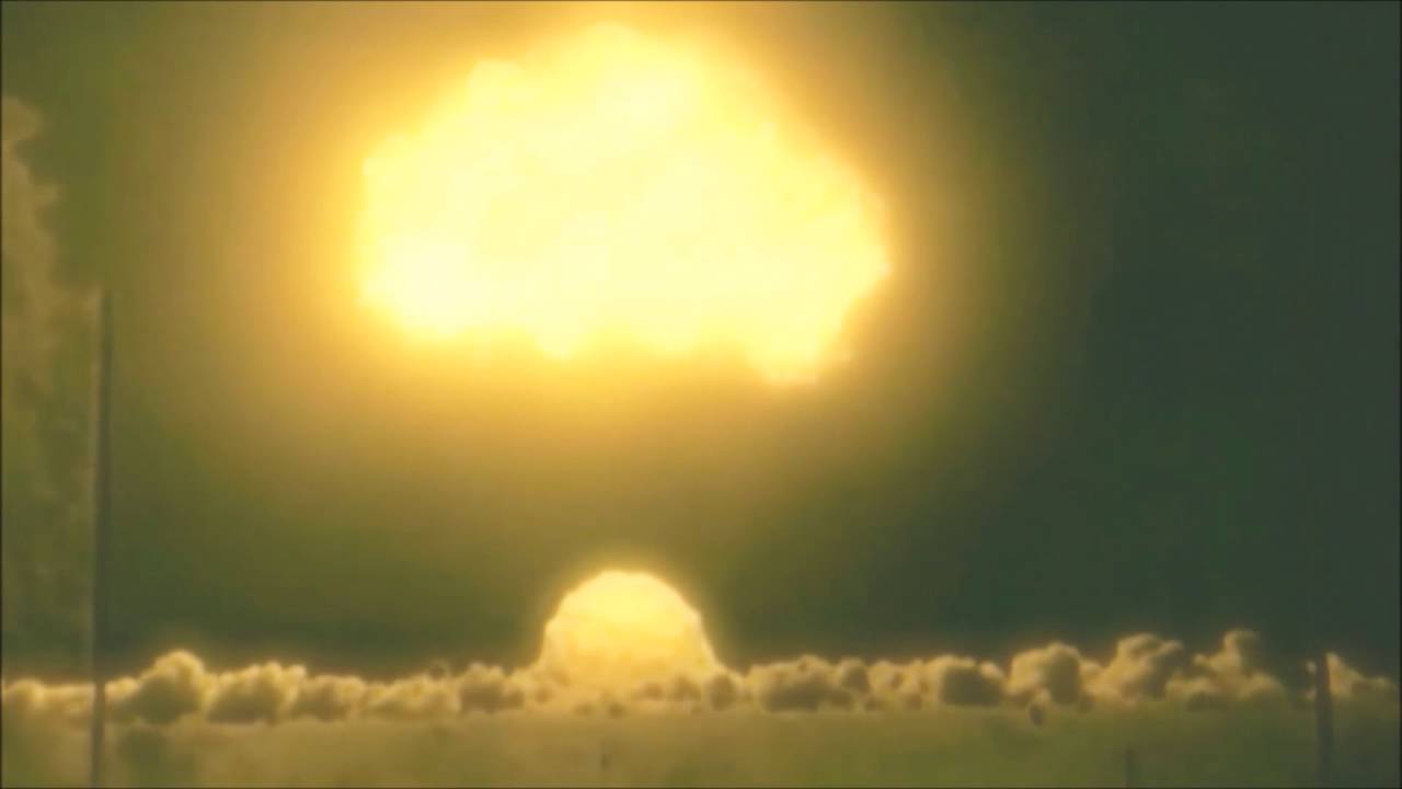 "Operation Buster - Charlie" Atomic bomb drop detonation アメリカ核実験原子爆弾投下 ...