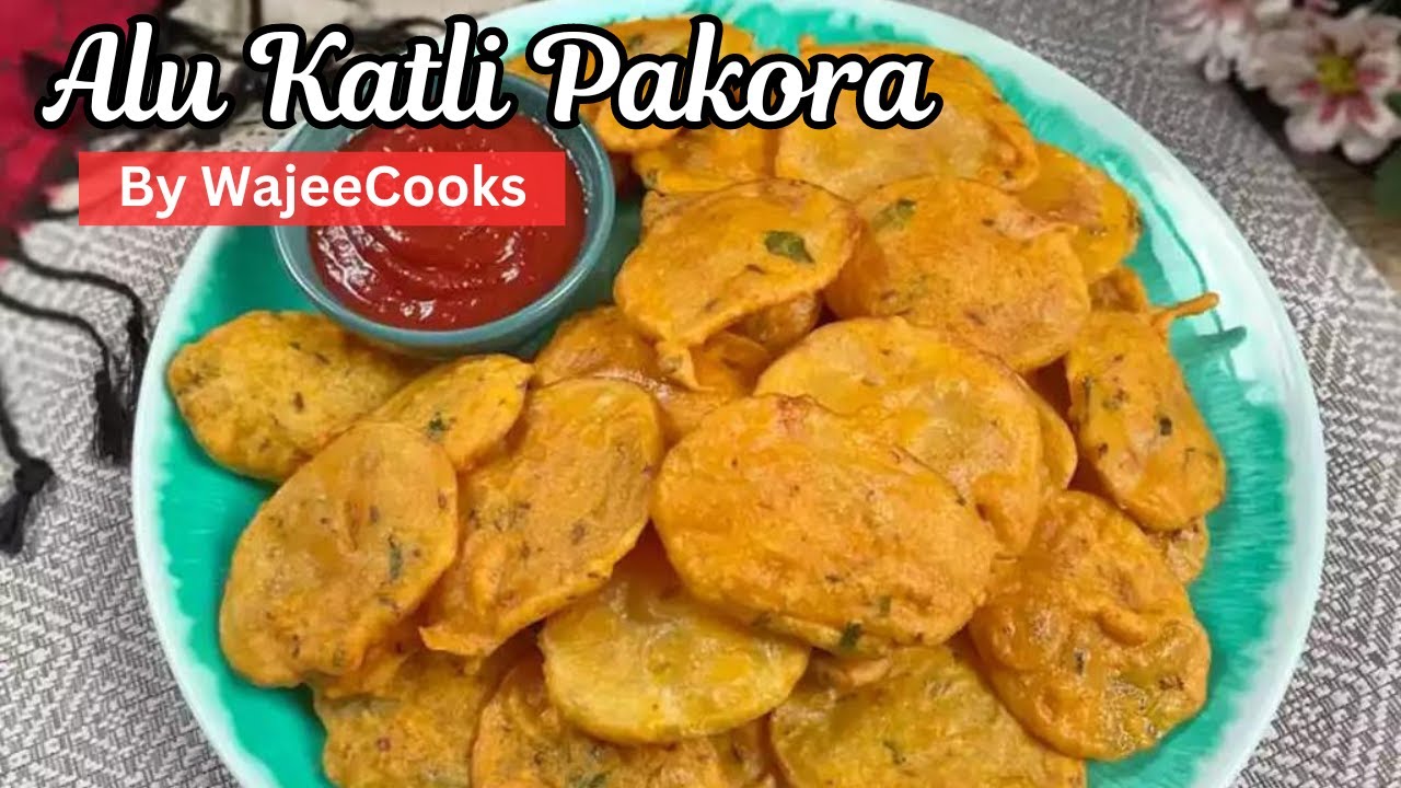 Crispy Alu Katli Pakora Recipe By WajeeCooks - YouTube