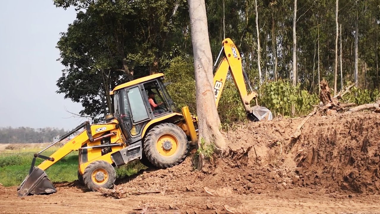 Powerful JCB Backhoe Loader in Action | Watch How It Gets the Job Done ...