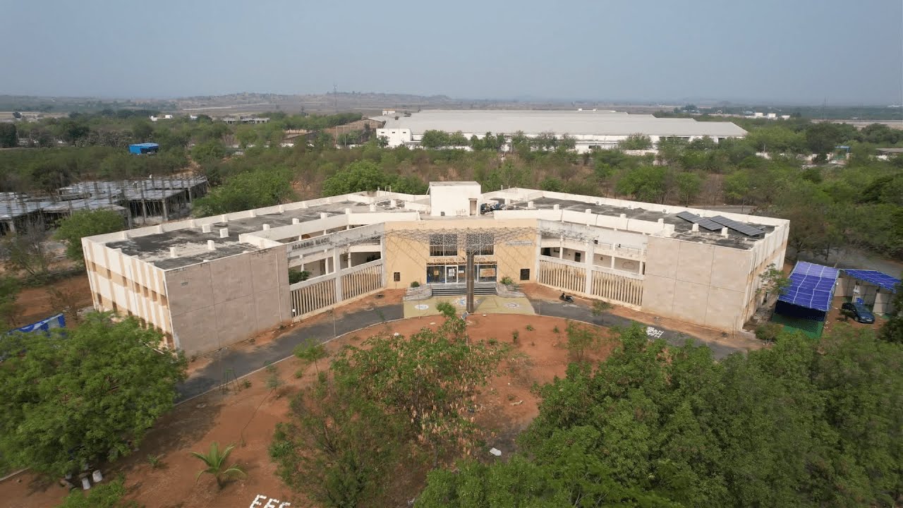 EEE BLOCK // JNTUA COLLEGE OF ENGINEERING // PULIVENDULA - YouTube