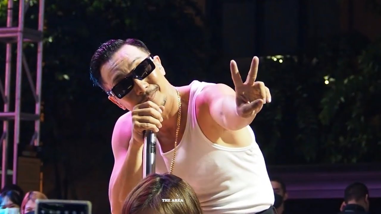 Joey Boy - กะหล่ำปลี @ ROCKSTAR Recharge Bangkok Party [140922] - YouTube