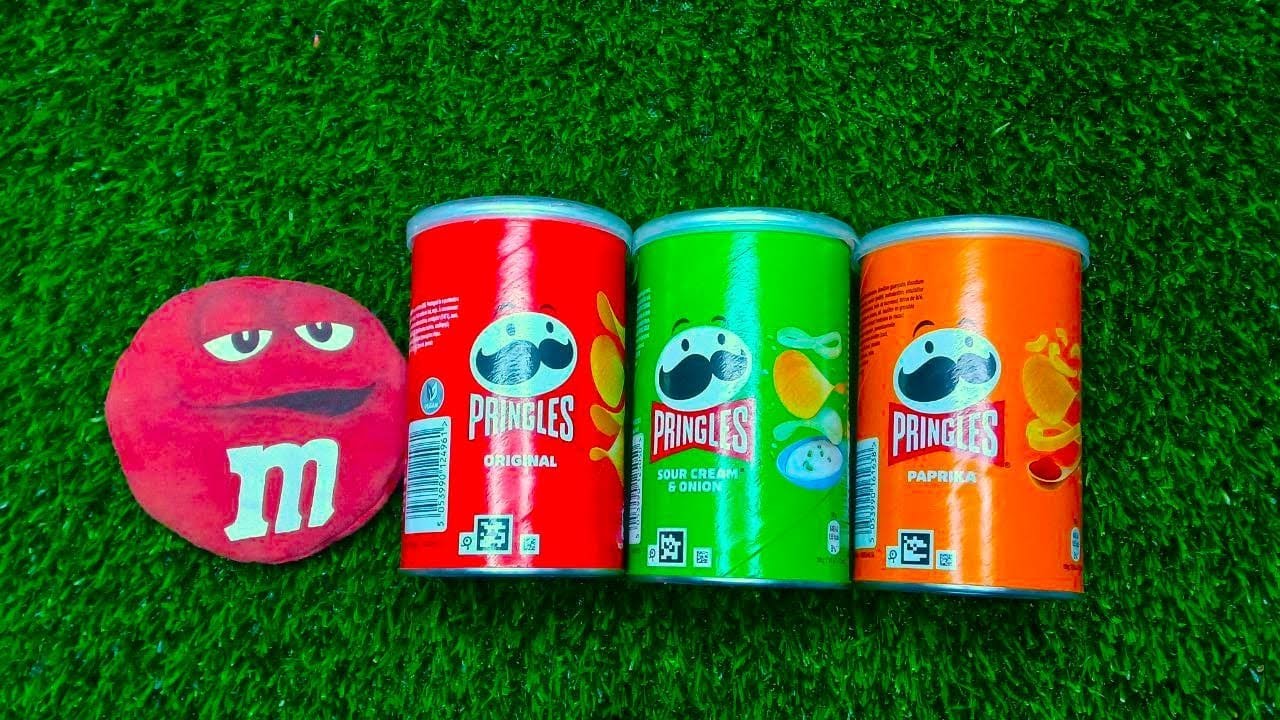 ASMR: Unboxing a Giant Surprise Box of Candy 🍬 Rainbow Lo - YouTube