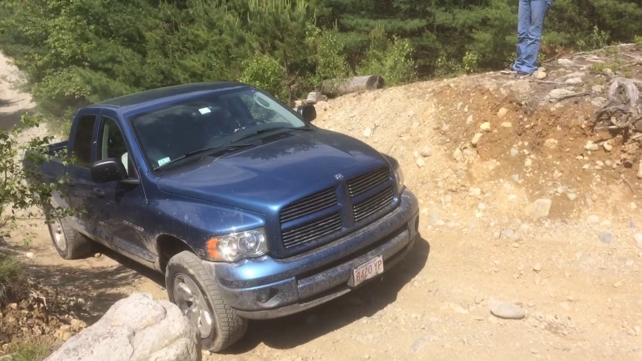Dodge Ram 1500 makes hill climb - YouTube