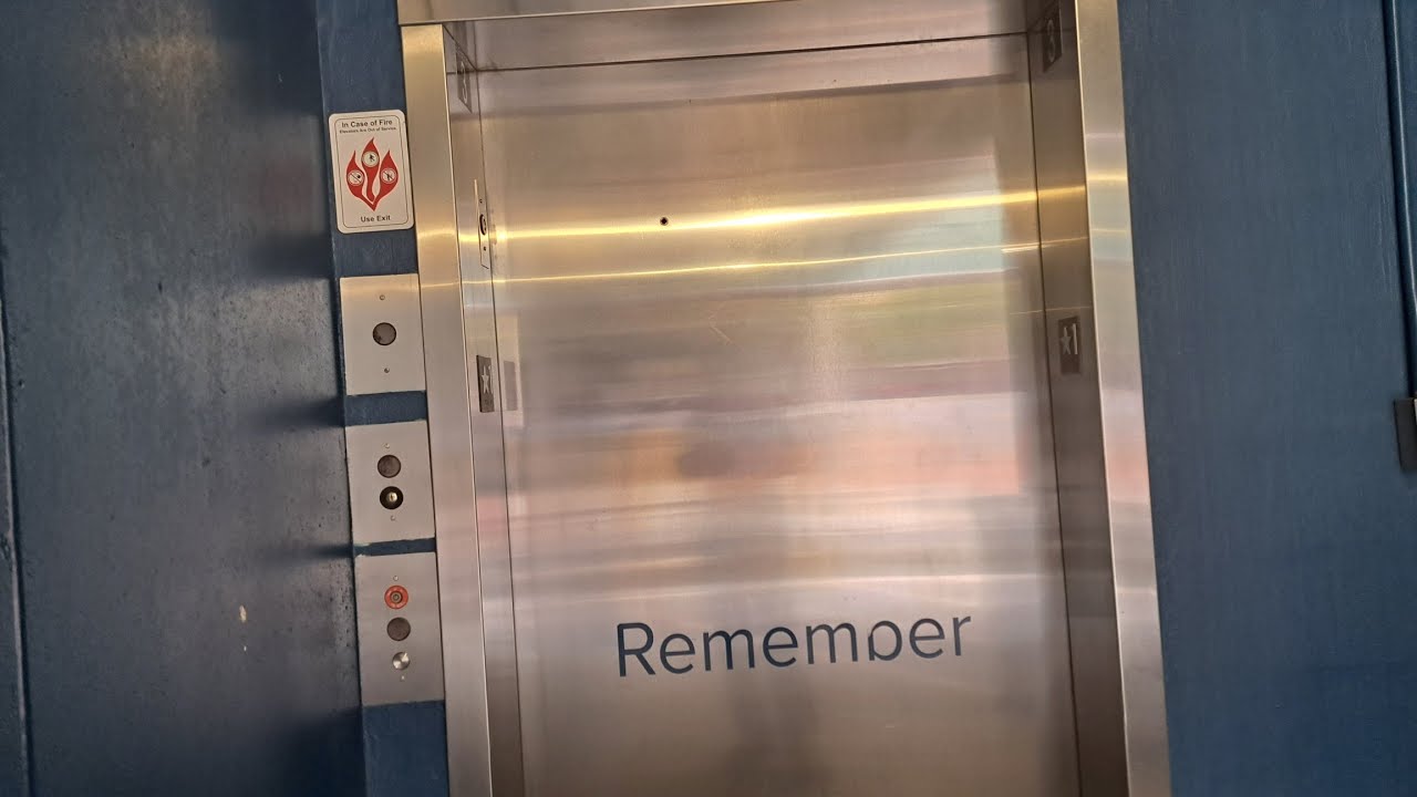 OTIS Gen2 Elevator @ Ferguson Garage, Newport News, VA - YouTube