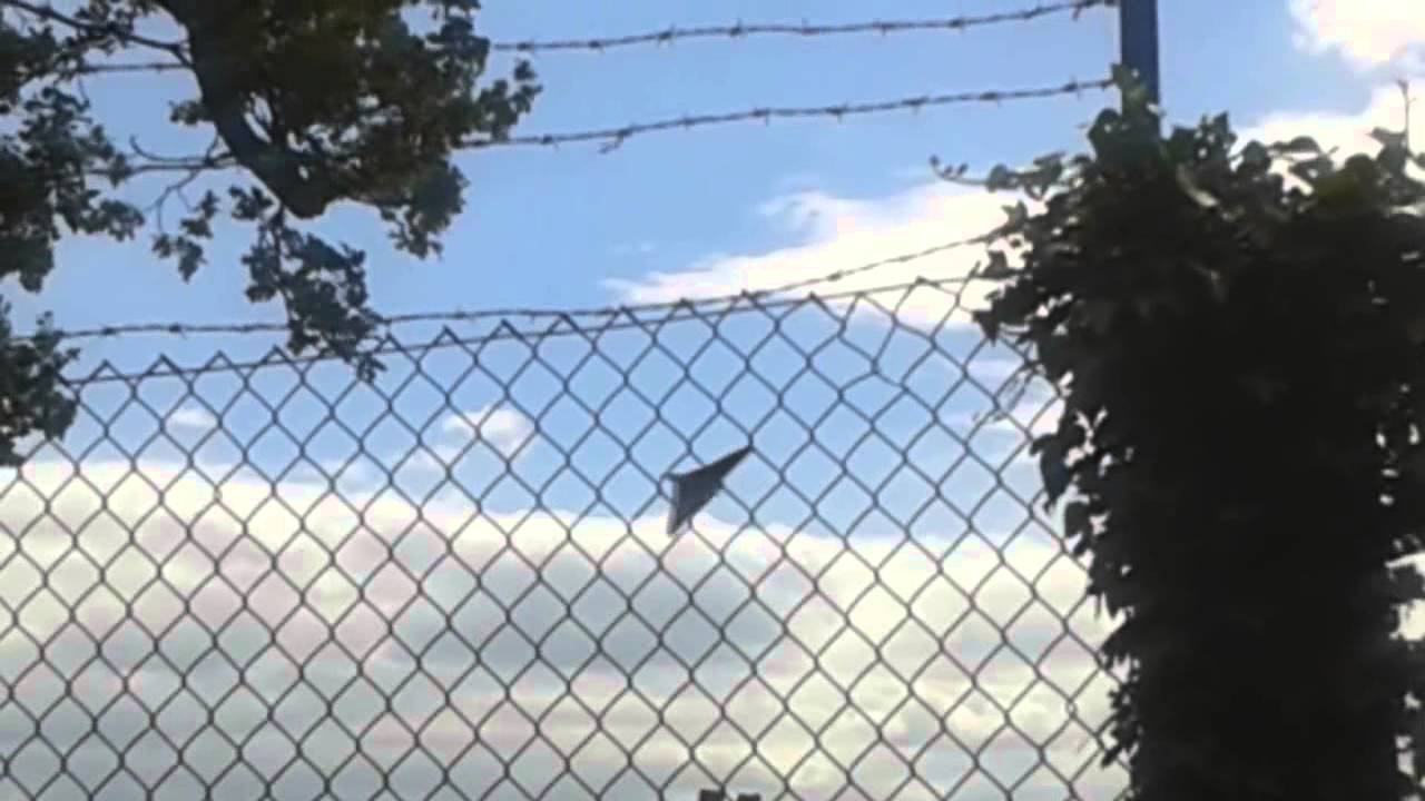 Avro Vulcan XH558 Final Flight over Woodford - YouTube