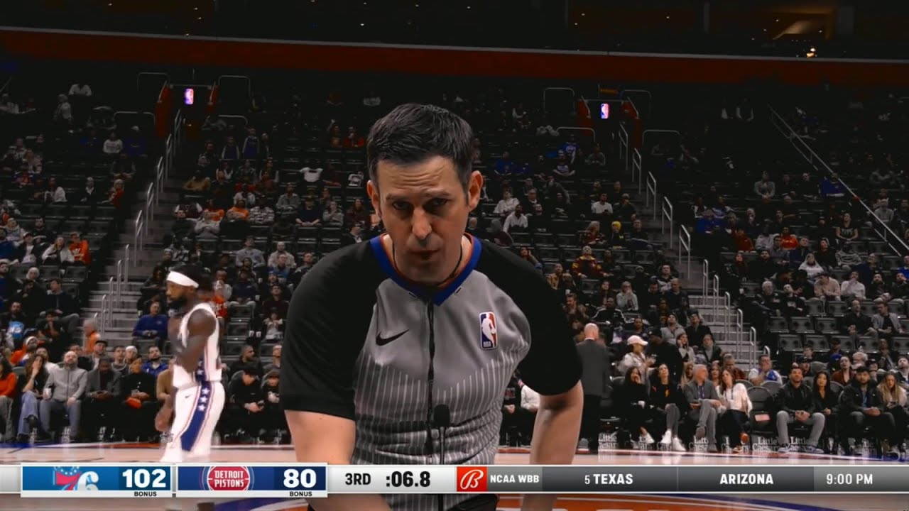 This exposes how bad reffing usually is... - YouTube