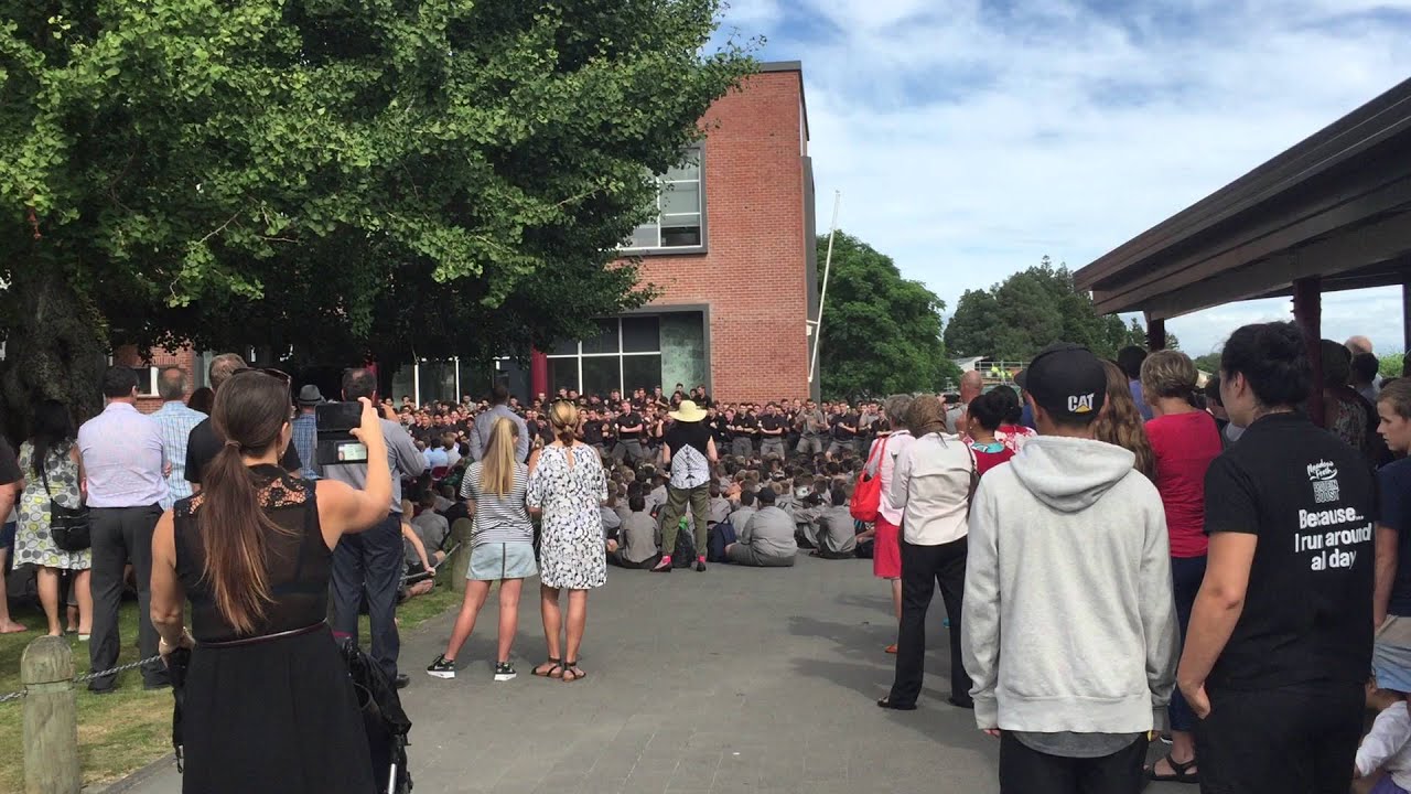Year 9 Welcome Haka - YouTube