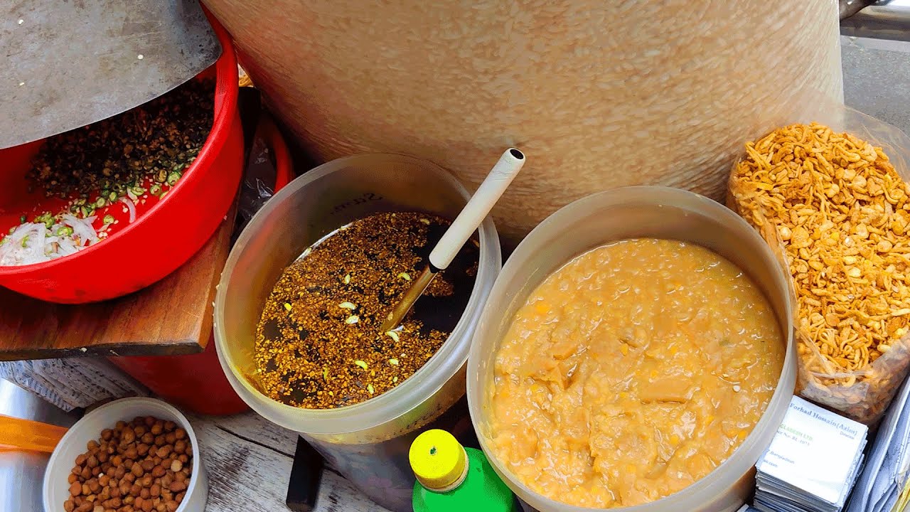 WOW!! Colorful Jhal Muri Making & Selling | Bangladeshi Street Food ...