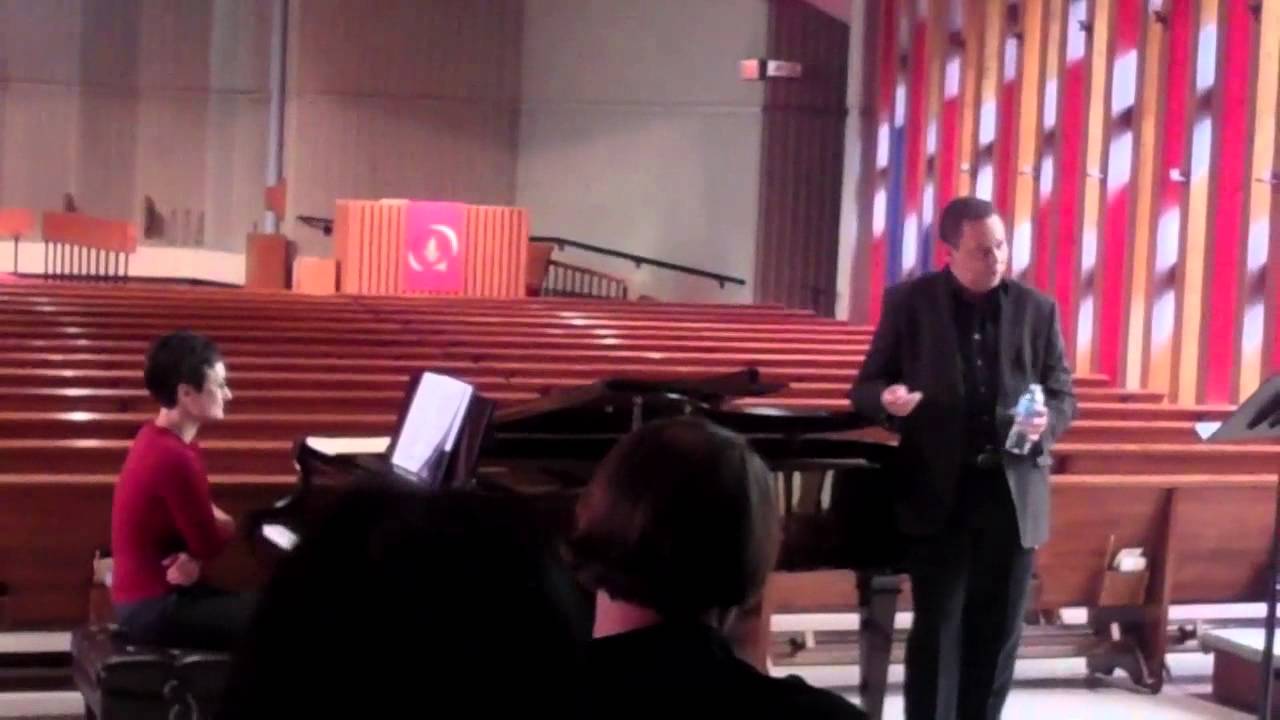 Opera star Peter Lightfoot talks about his career - YouTube