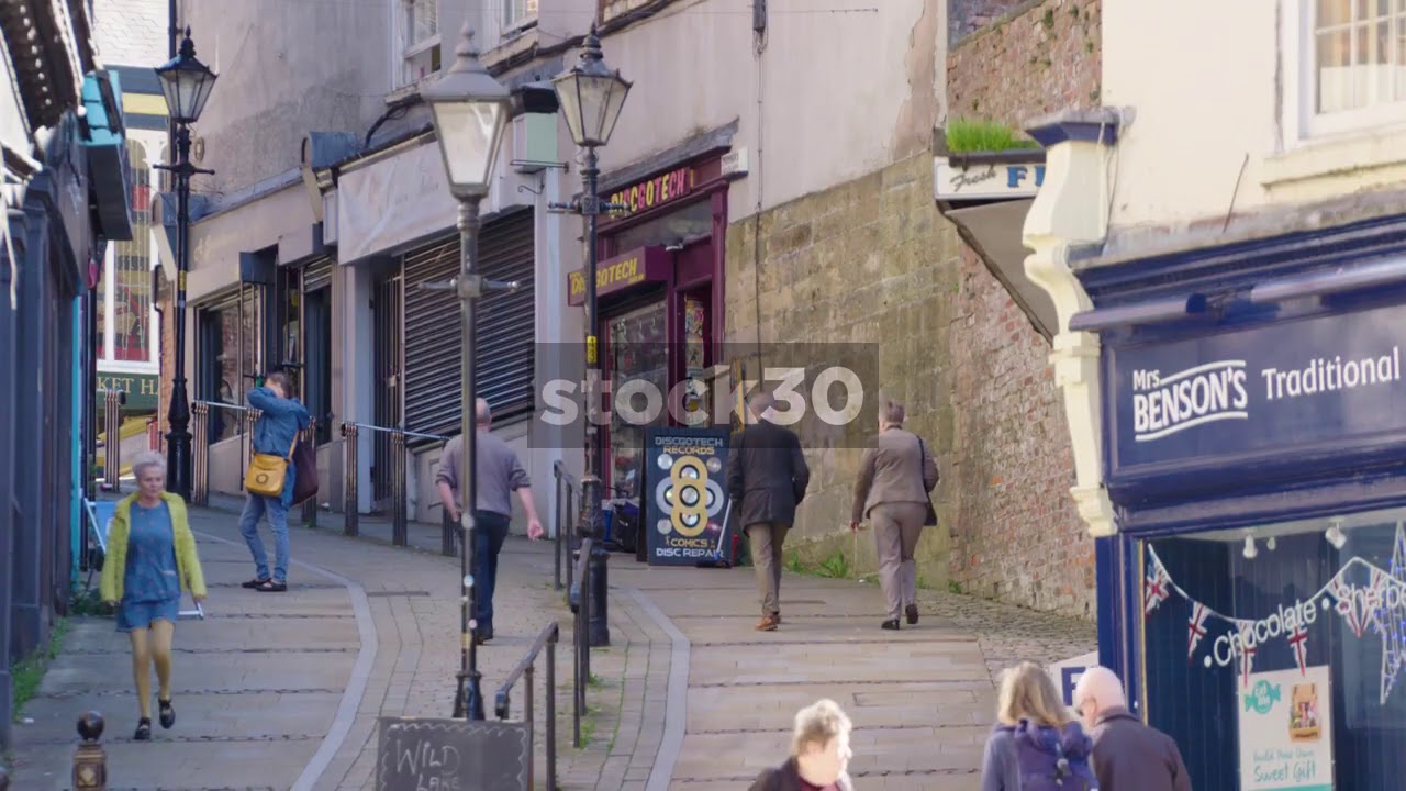 Mealhouse Brow In Stockport Town Centre, UK - YouTube