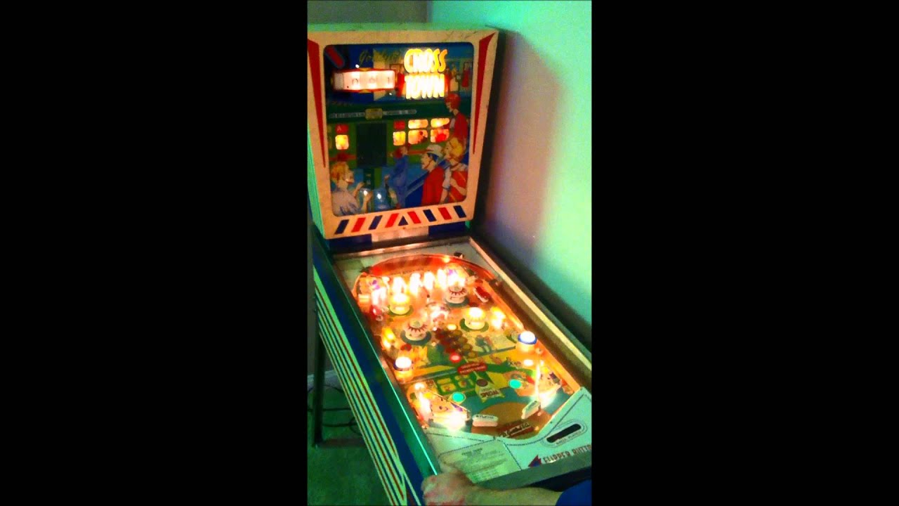 1966 Gottlieb Cross Town Pinball Machine - YouTube