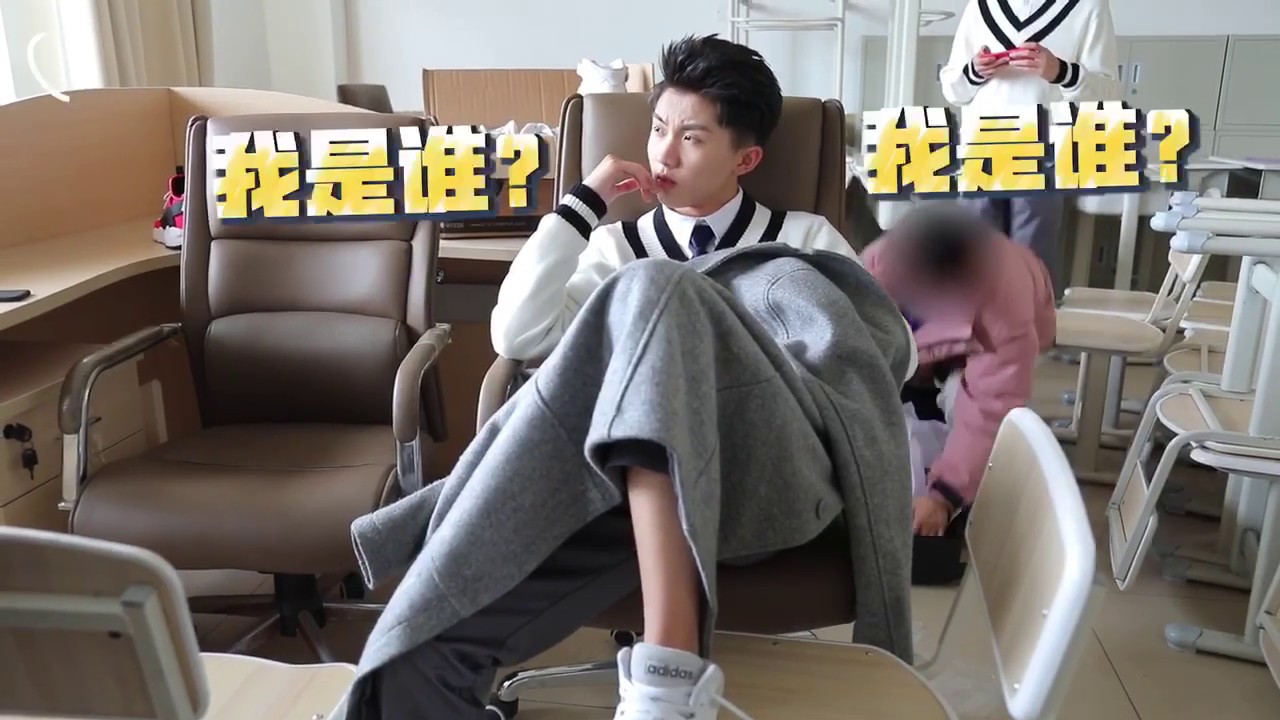 【贺峻霖JunLin He】一念之前01 - YouTube