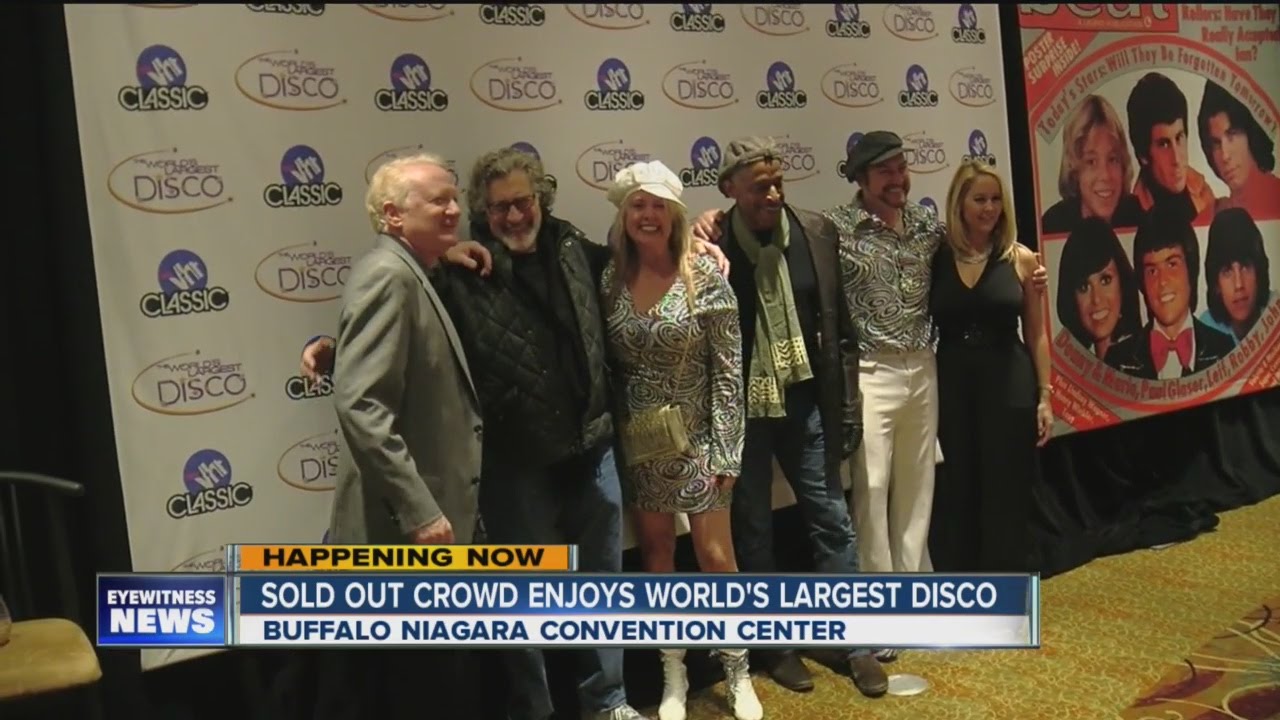 Sold out crowd enjoys World's Largest Disco - YouTube