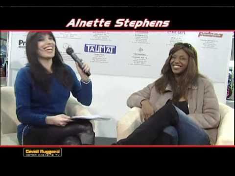 4 Ruote & Motori Show 2011- Ainett Stephens