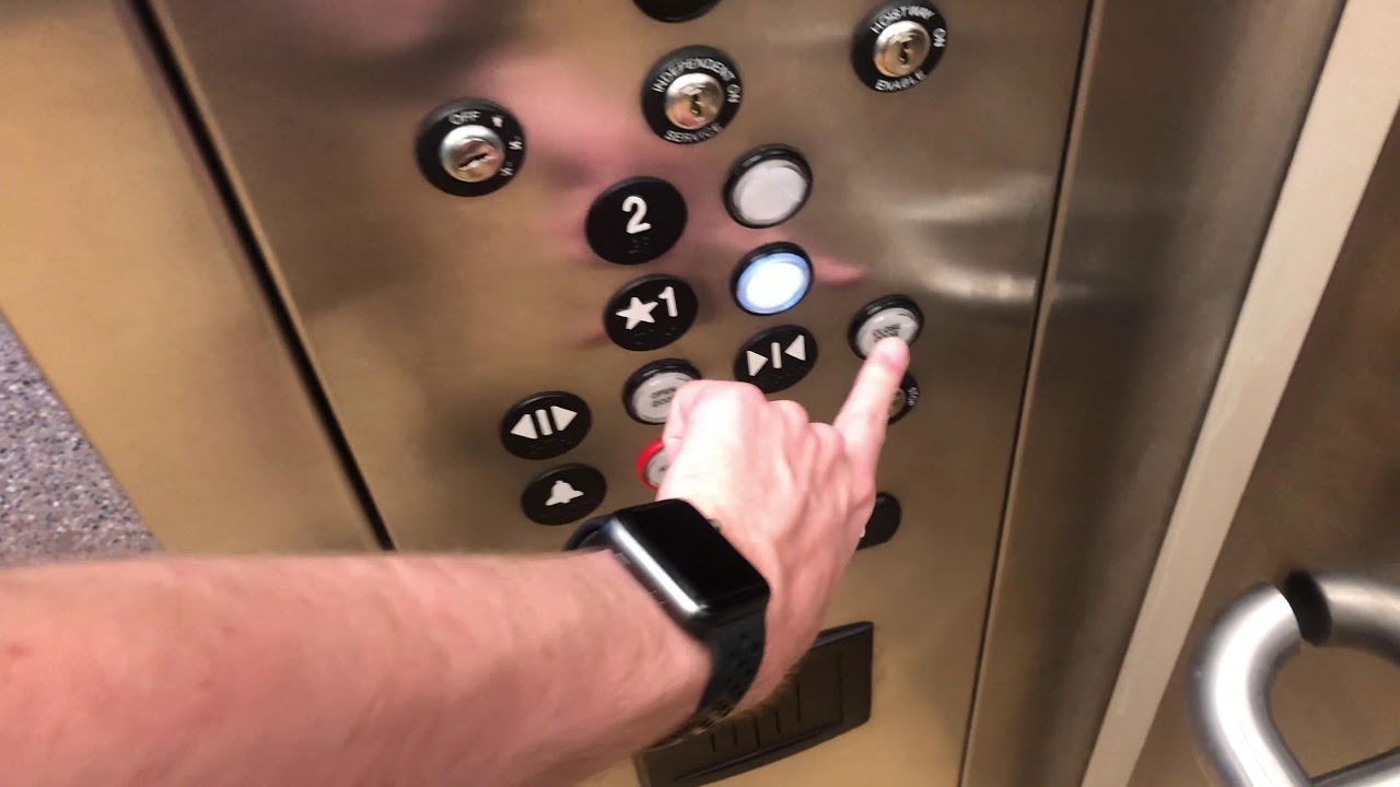 4K 60fps: Paradise Valley Community College Elevators (April Take ...