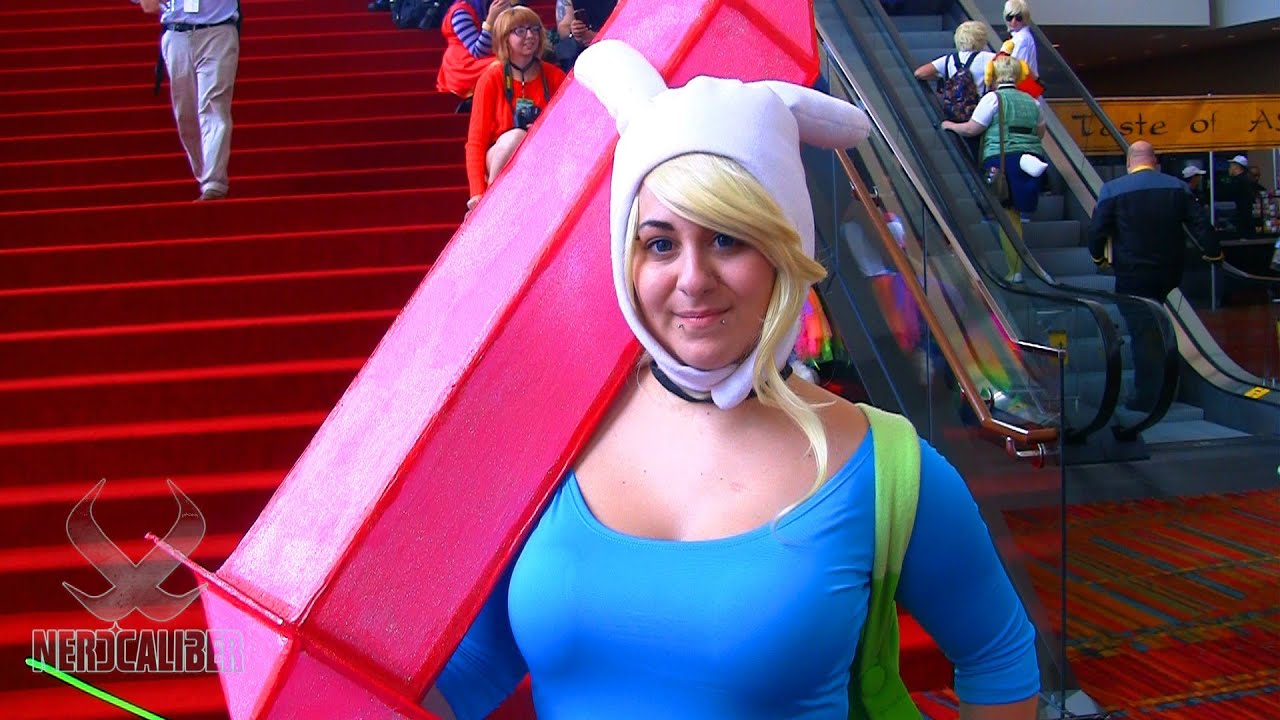Fionna! Adventure Time Cosplay - ConnectiCon 2013 - YouTube