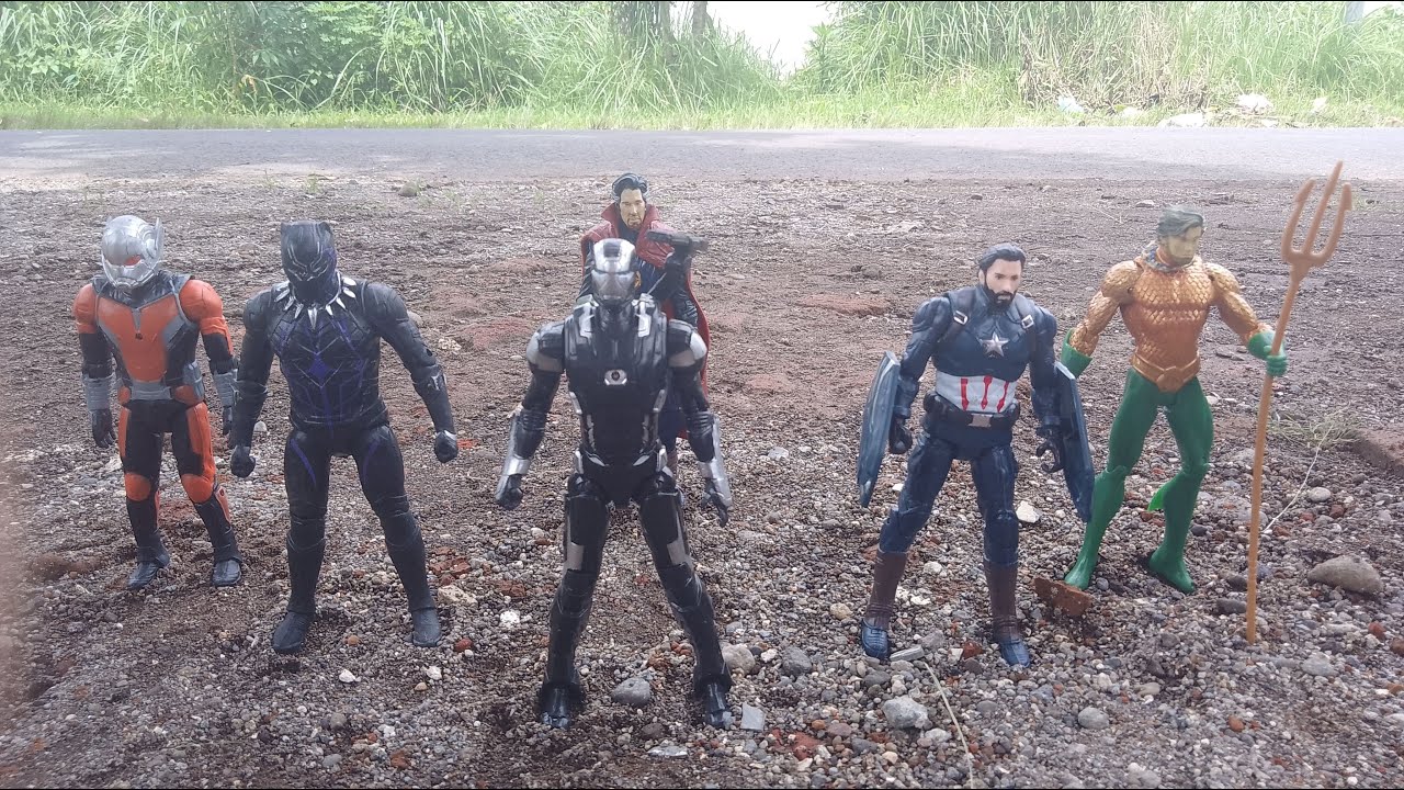 Hunting Avenger Superhero Toys, Hawk eye, Vision, Deadpool, Hulk Buster ...