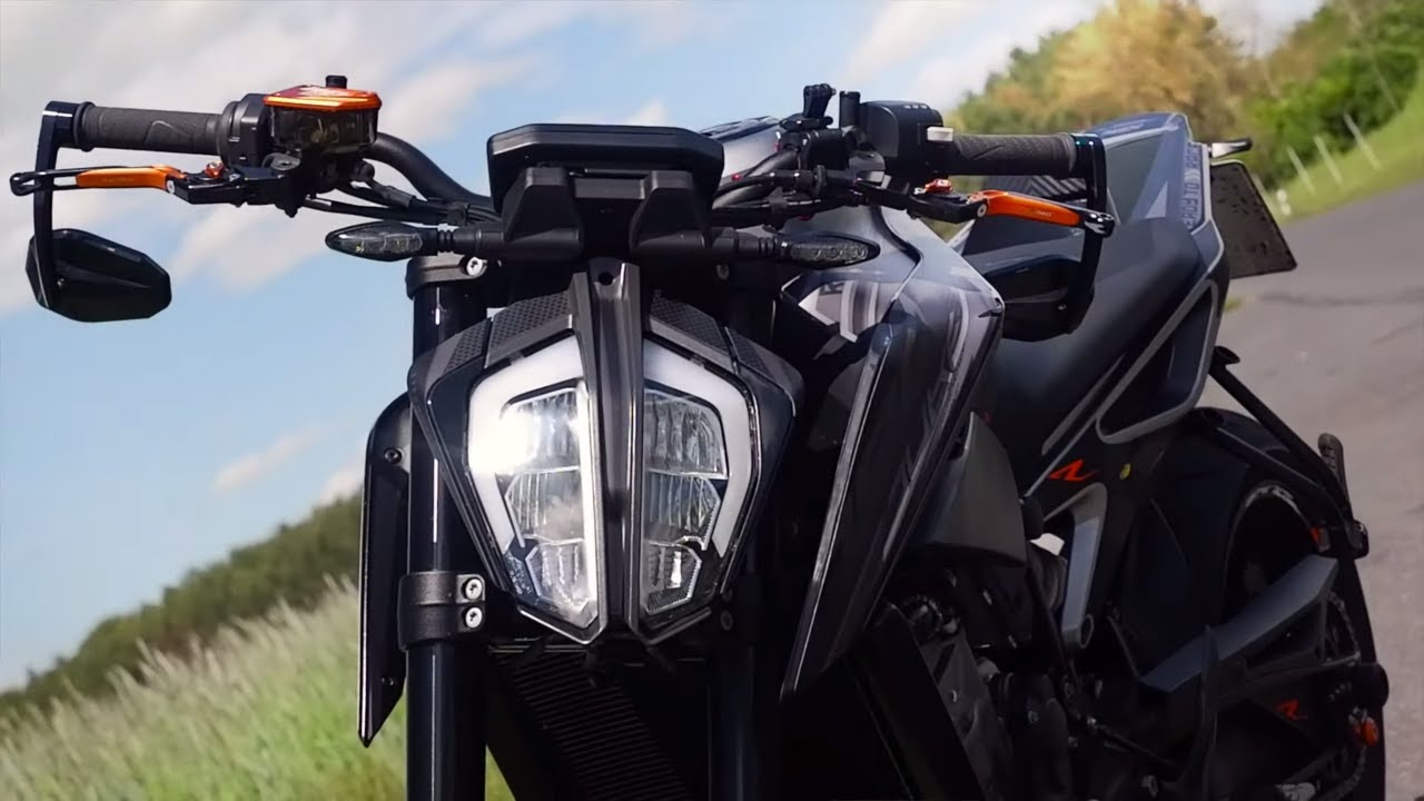 DUKE 790 Fun on two wheels | ChouLon | Home - YouTube