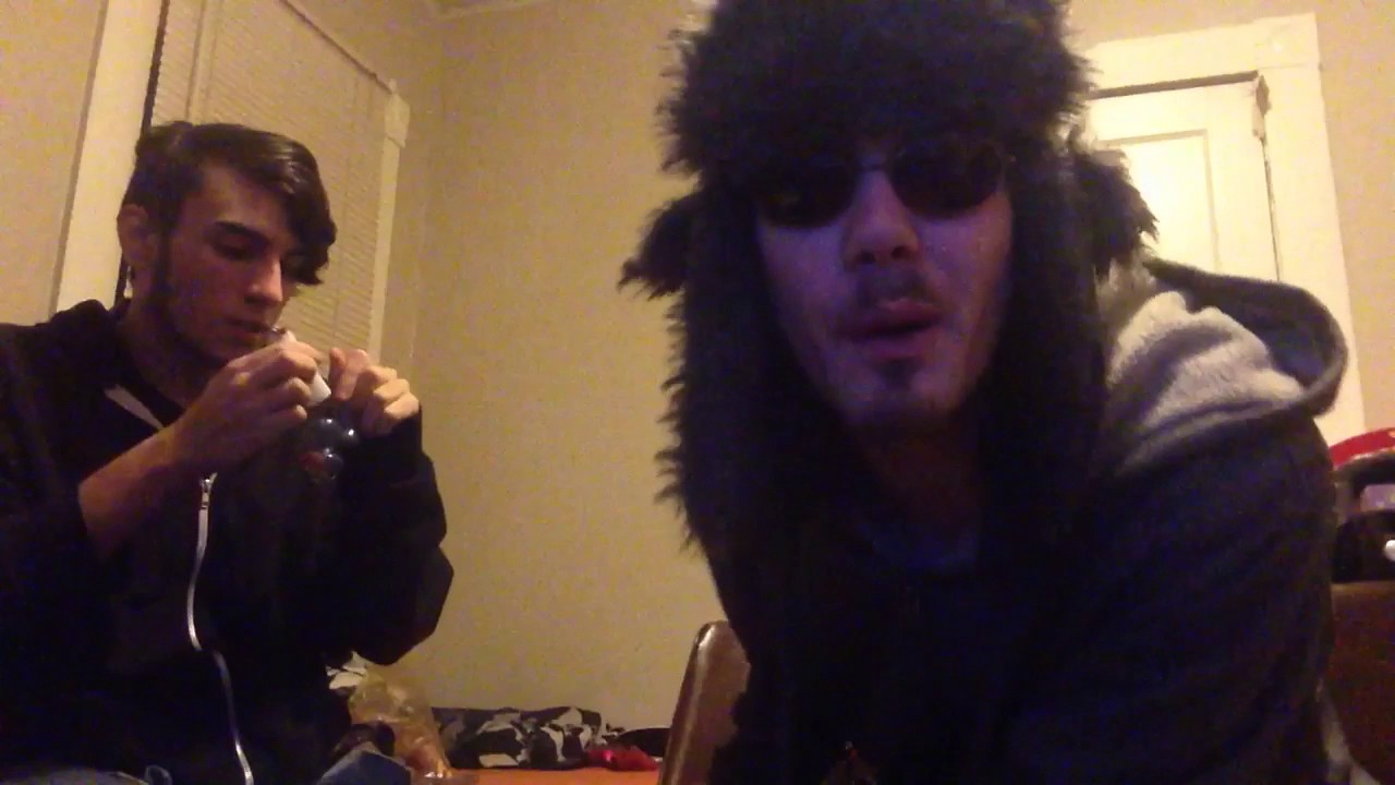 Christmas Tree Strain Review!!!-- Cross Strain #1 - YouTube