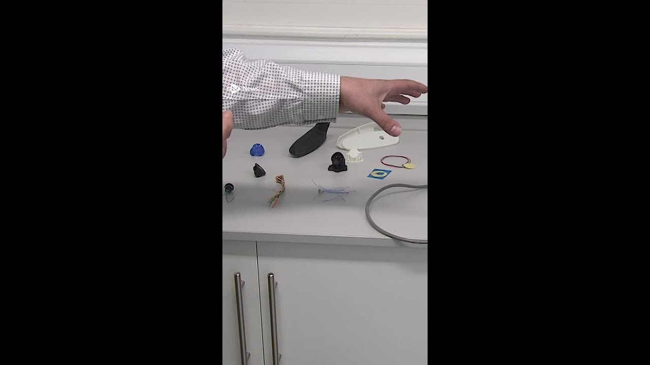 'Revolutionary' skin sensor could change how eczema is treated - YouTube