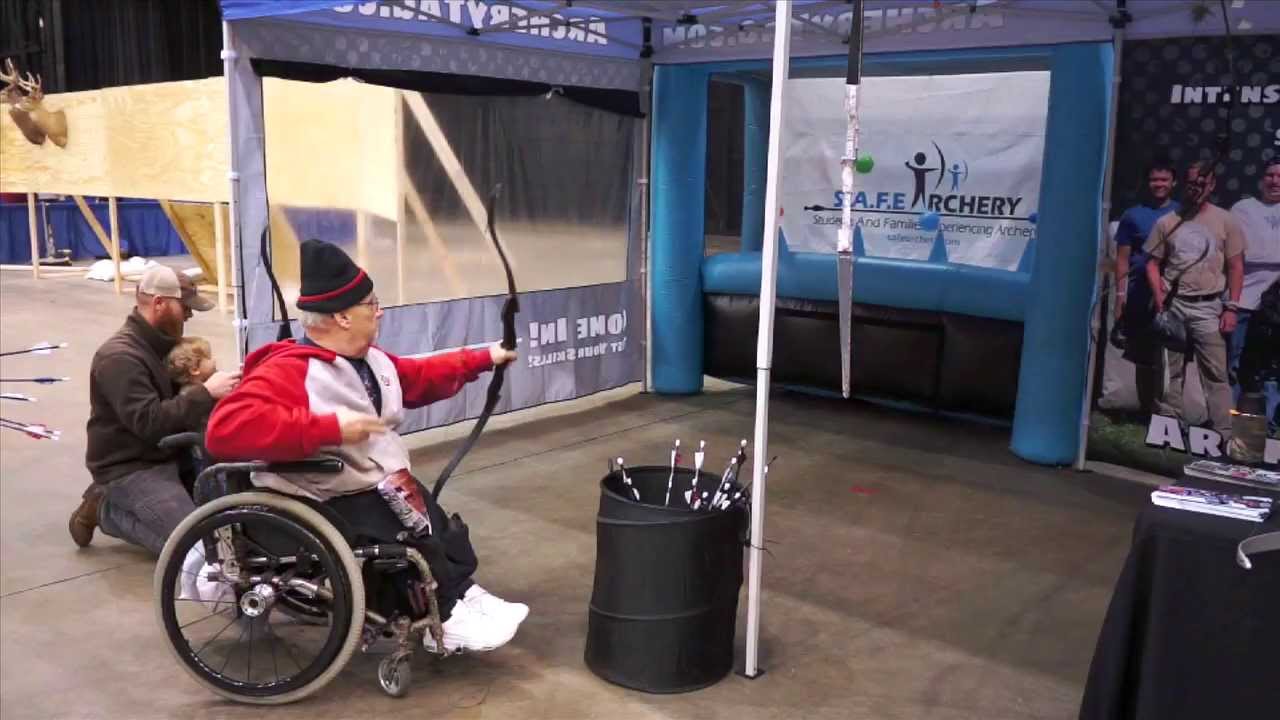 SAFE Archery's Hoverball Target! - YouTube