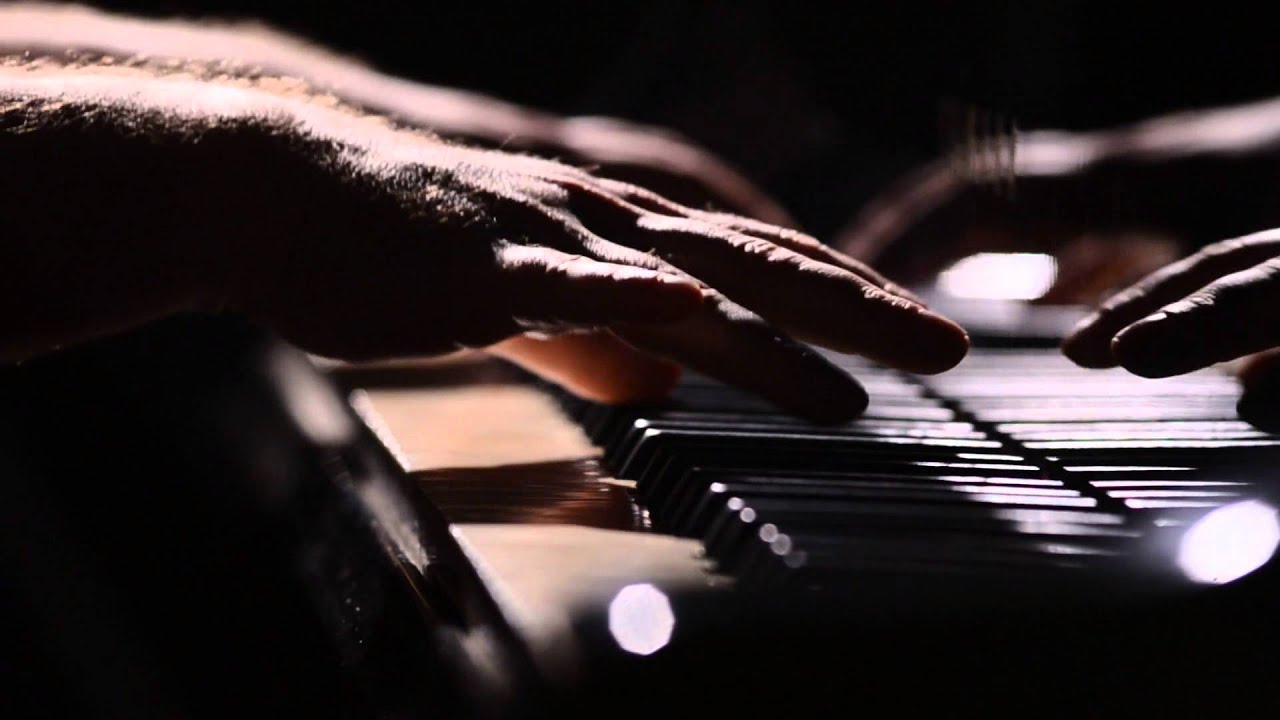 Vivaldi's For Seasons: Winter,2nd Movement - YouTube