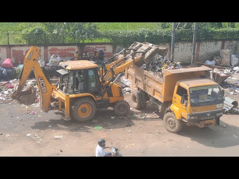 JCB 3dx 4x4 cleaning road and loading garbage on EICHER tipper |@t.s ...