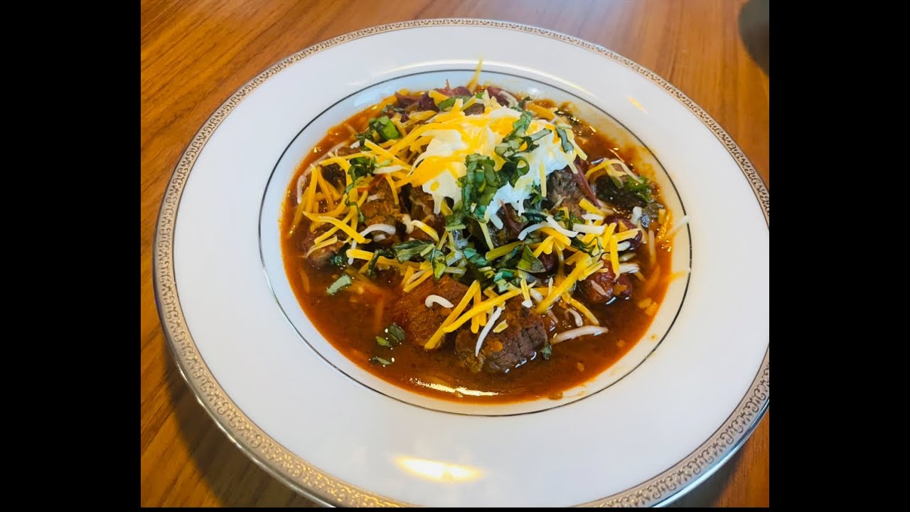Chili Master Class (New York Style) - YouTube