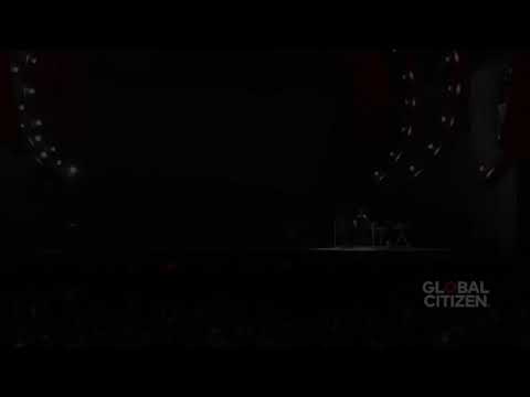 RIHANNA - Birthday Cake/Pour It Up/Numb/BBHMM (Live at GlobalCitizen Festival)