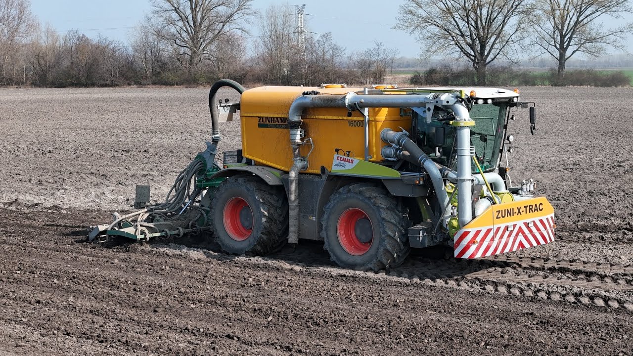 Claas Xerion 4200 Saddle Track. Zunhammer Zuni-x-Trac - YouTube