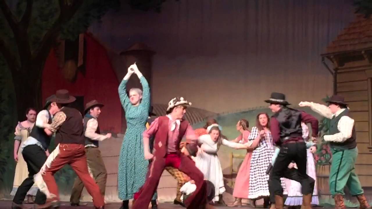 The Farmer & the Cowman - YouTube