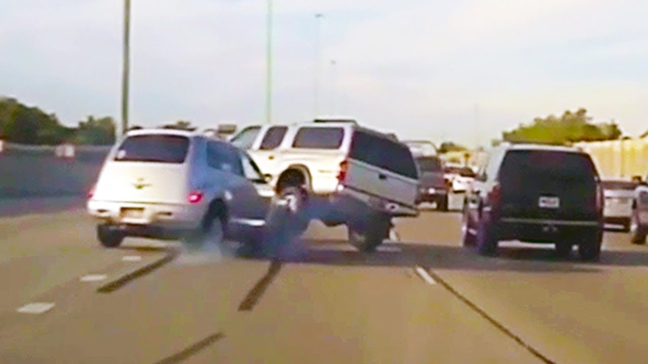 Bad Drivers Compilation 2021 DRIVING FAILS ROAD RAGE CAR CRASHES 21 ...